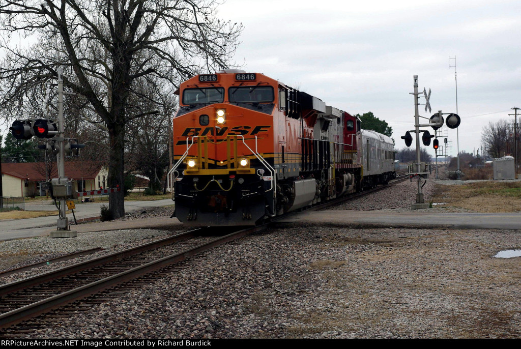 BNSF 6846